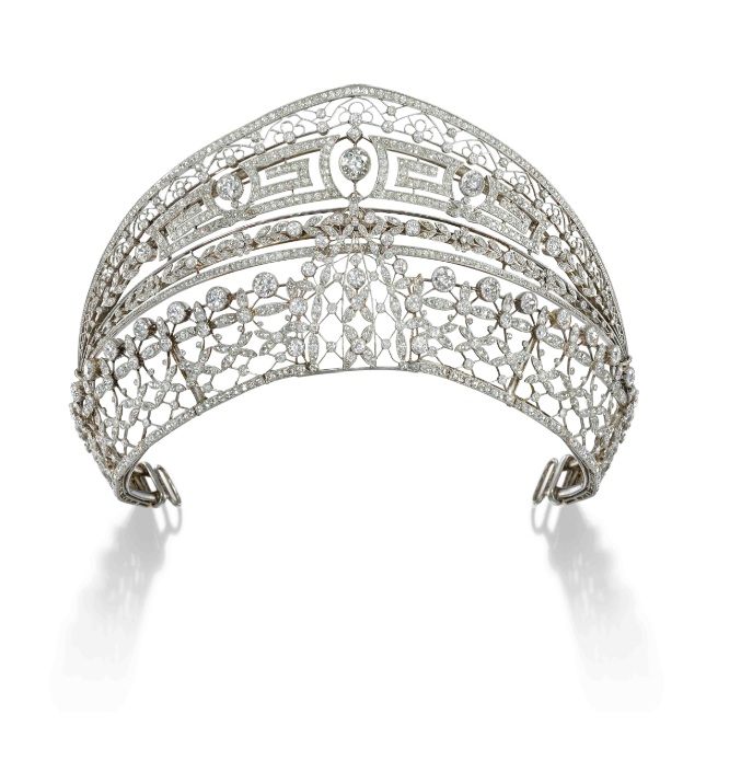 La tiara de la condesa